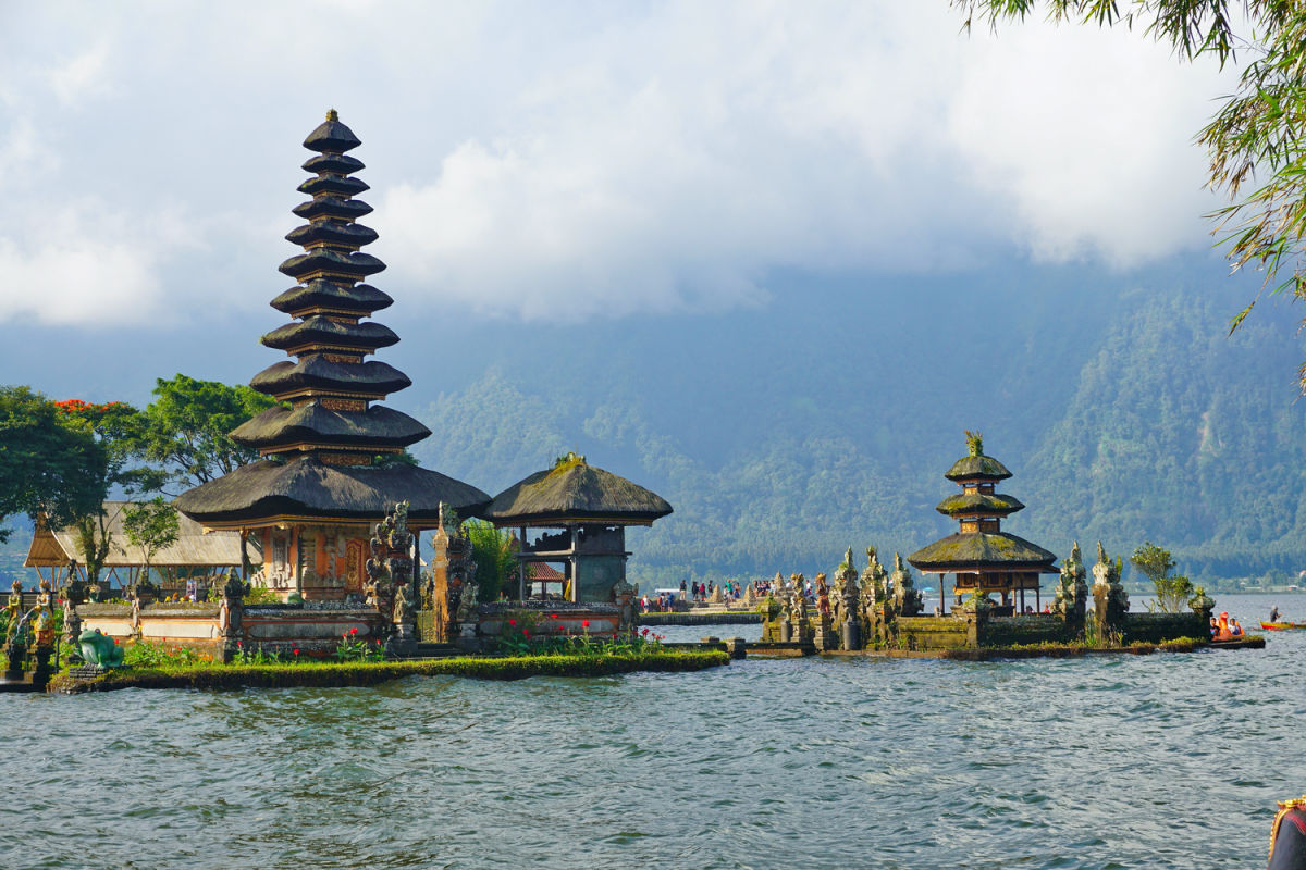 Temple Staff In Bali Install CCTV In Response To Recent Nudity From ...