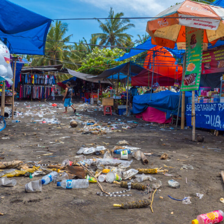 Tourists Complain About 'Stinky' Garbage On Bali's Iconic Canggu Beach ...