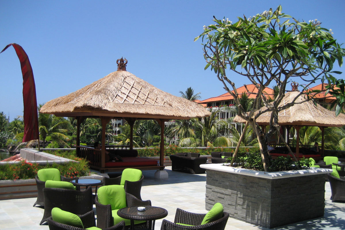 Gas Explosion At Luxury Bali Resort Injures Staff And Destroys ...