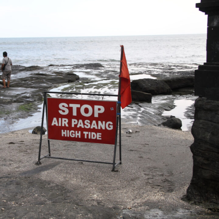 Full Moon High Tides In Bali Leads Experts To Issue Weather Warnings ...