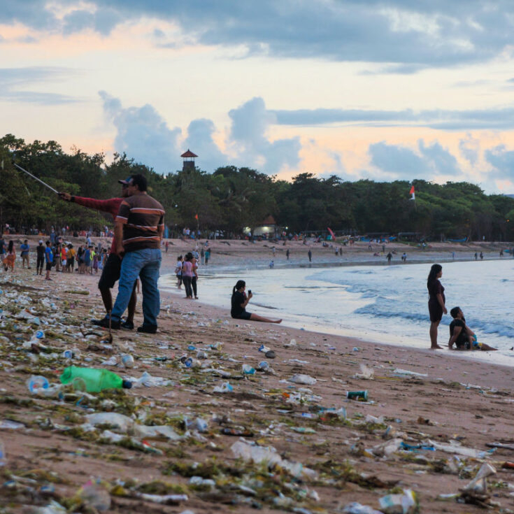 Tourists Complain About 'Stinky' Garbage On Bali's Iconic Canggu Beach ...