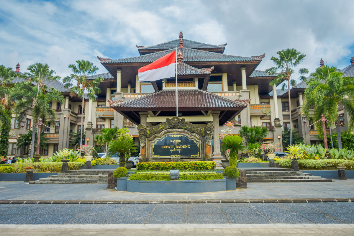Deputy British Ambassador To Indonesia Pledges Tourism Support For Bali ...