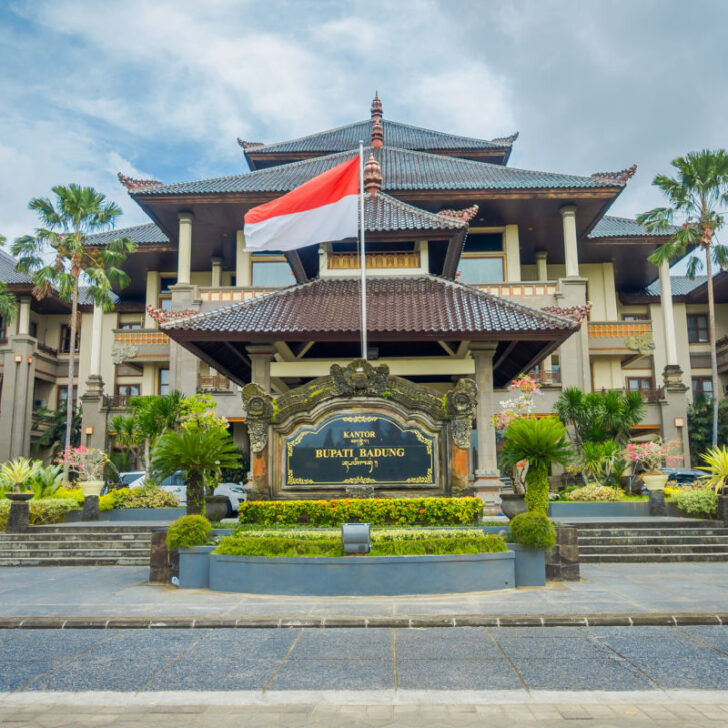 Deputy British Ambassador To Indonesia Pledges Tourism Support For Bali ...