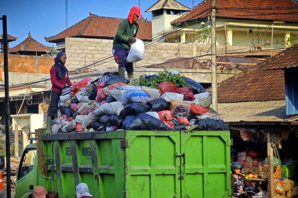 From Towering Trash To Fuel Tanks - Bali Proposes Novel Solution To ...