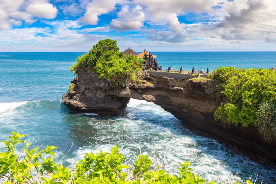 Cliff Conservation At Bali’s Batu Bolong Help Protect Iconic Tourist ...