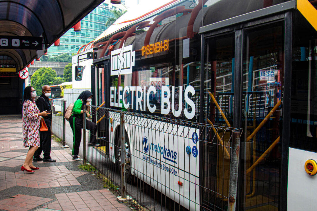 South Korea Gifts Bali 10 Electric Buses That Will Help Keep Tourism ...