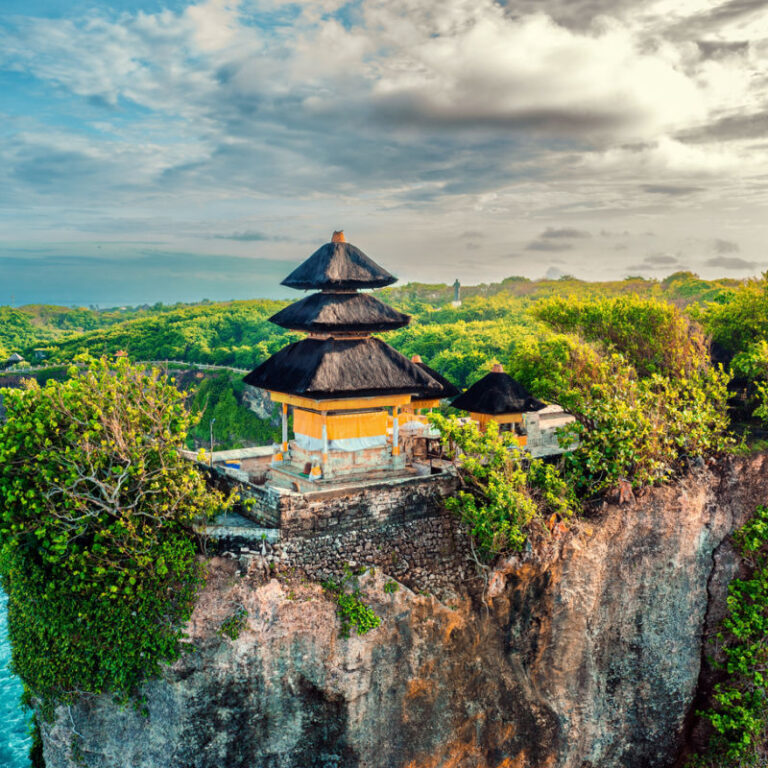 Bali’s Uluwatu Temple Shares Important Advice For Tourists Visiting ...