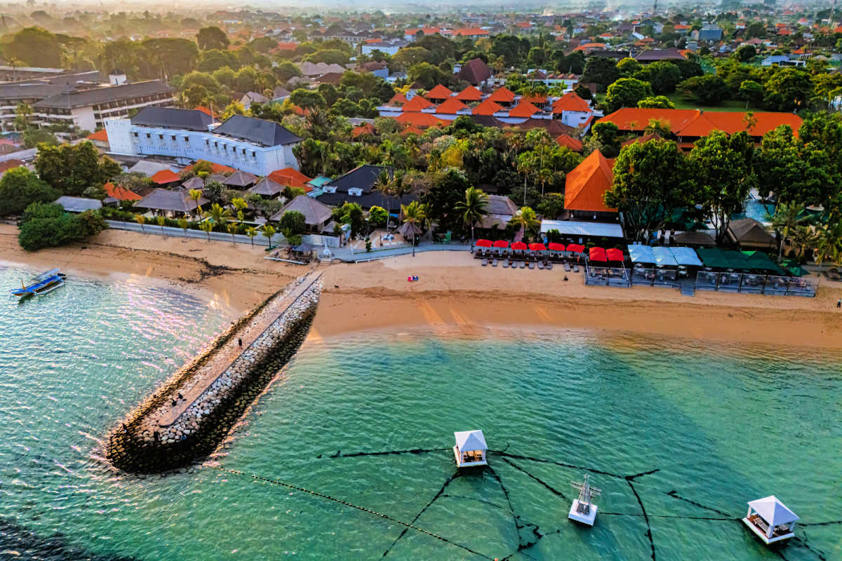 New Tourist Shuttle Bus Service Launches In Bali’s Sanur - The Bali Sun