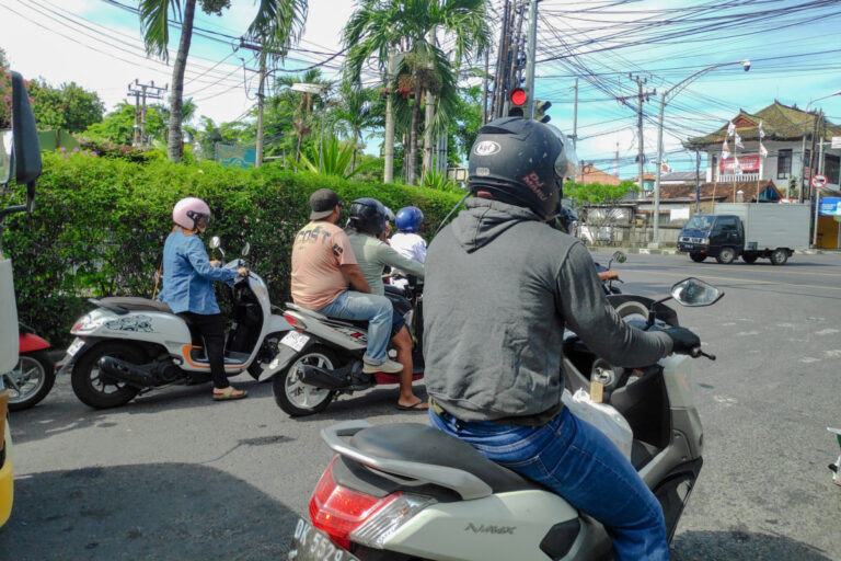 Bali Tourists Must Prepare For More Traffic As Essential Uluwatu ...